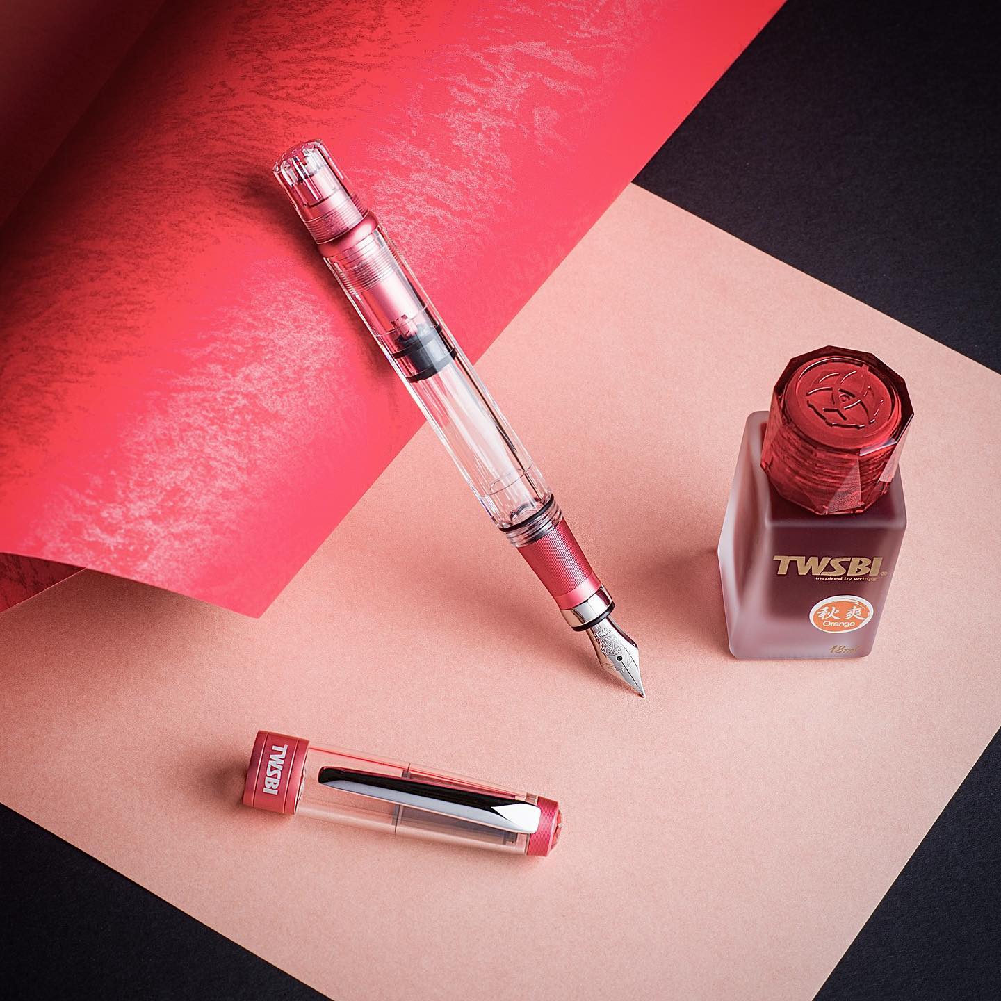 TWSBI, Fountain Pen - DIAMOND 580 AL R PUNCH PINK. — SWASTIK penn
